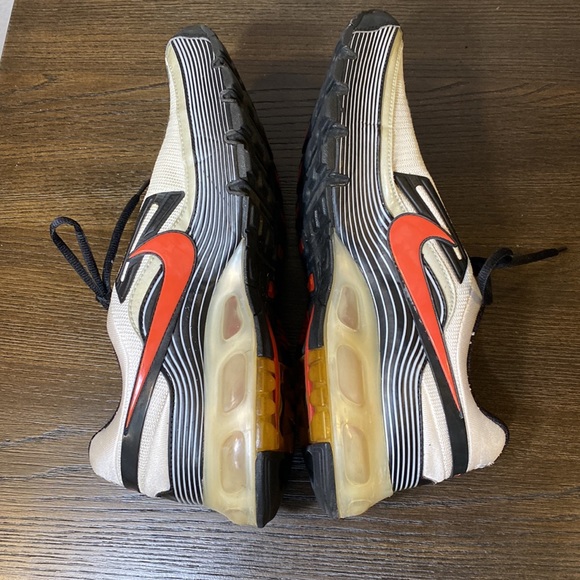 Nike | Shoes | Rare Vintage Nike Air Max 8 White Black Red Running ...